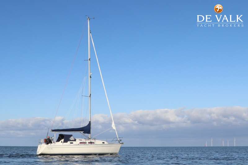 HANSE 312 sailing yacht for sale | De Valk Yacht broker