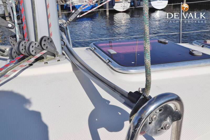 HANSE 312 sailing yacht for sale | De Valk Yacht broker