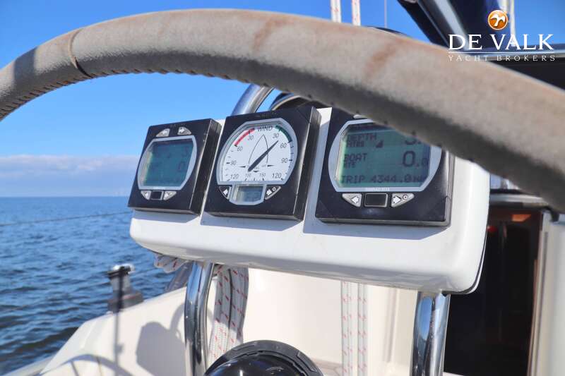 HANSE 312 sailing yacht for sale | De Valk Yacht broker