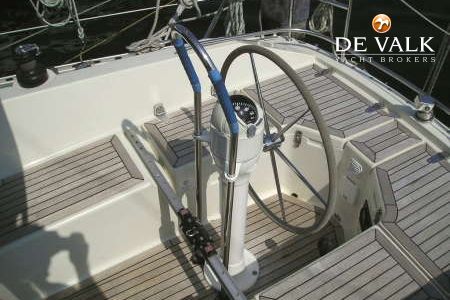 HANSE 331 sailing yacht for sale | De Valk Yacht broker