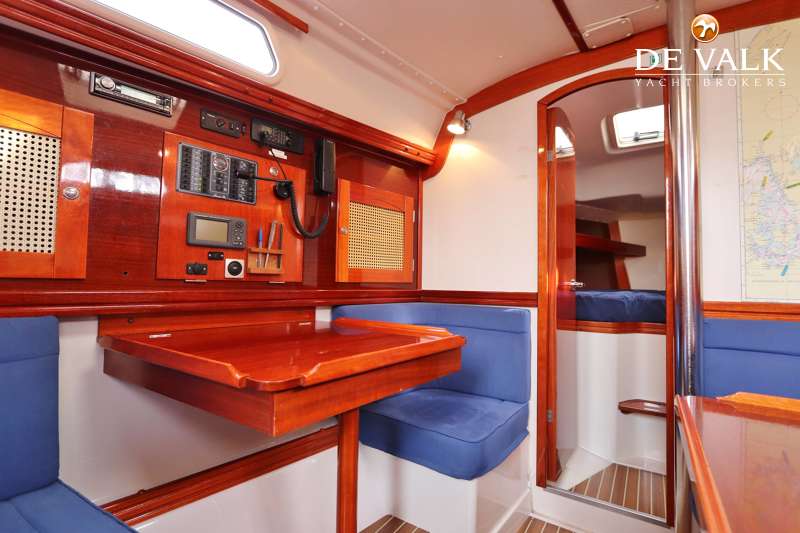 HANSE 341 sailing yacht for sale | De Valk Yacht broker