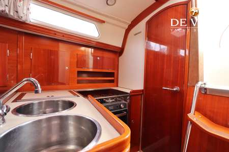 HANSE 341 sailing yacht for sale | De Valk Yacht broker