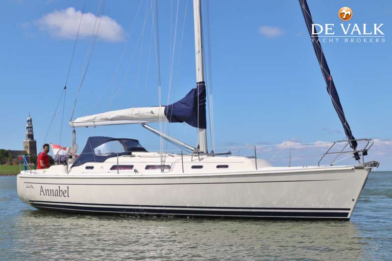 HANSE 371 sailing yacht for sale | De Valk Yacht broker