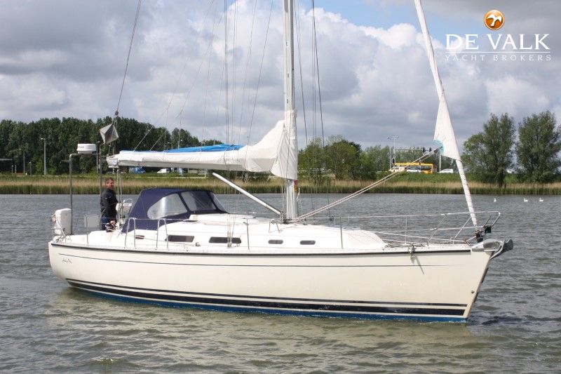 HANSE 371 sailing yacht for sale | De Valk Yacht Brokers