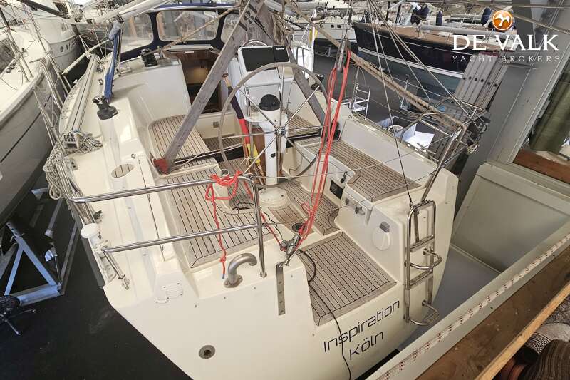 HANSE 371 sailing yacht for sale | De Valk Yacht broker