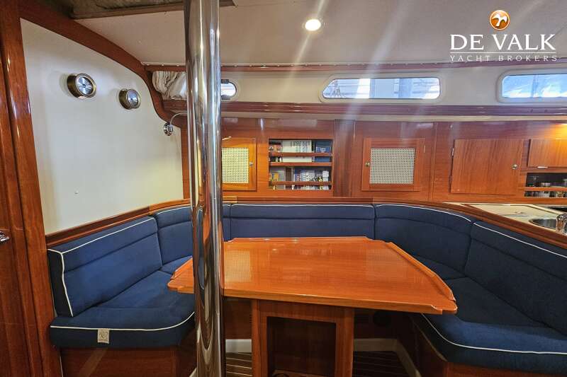 HANSE 371 sailing yacht for sale | De Valk Yacht broker