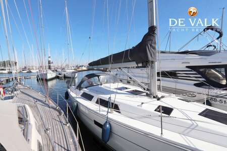 HANSE 375 sailing yacht for sale | De Valk Yacht broker