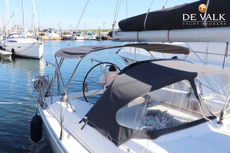 HANSE 375 sailing yacht for sale | De Valk Yacht broker