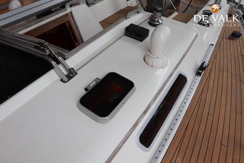 HANSE 401 sailing yacht for sale | De Valk Yacht broker