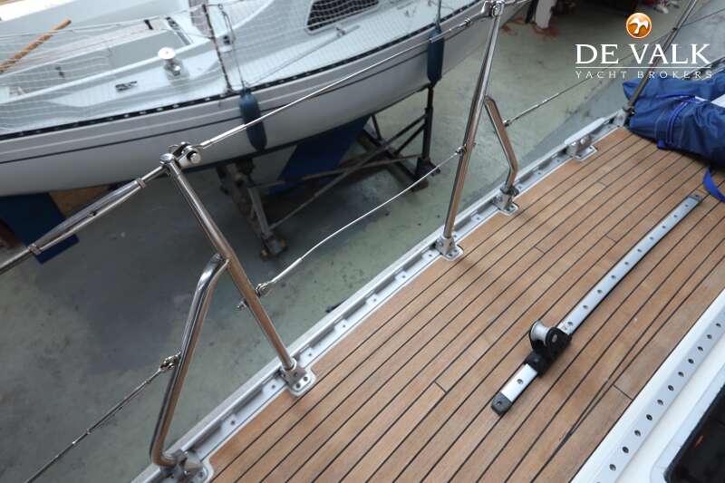 HANSE 401 sailing yacht for sale | De Valk Yacht broker