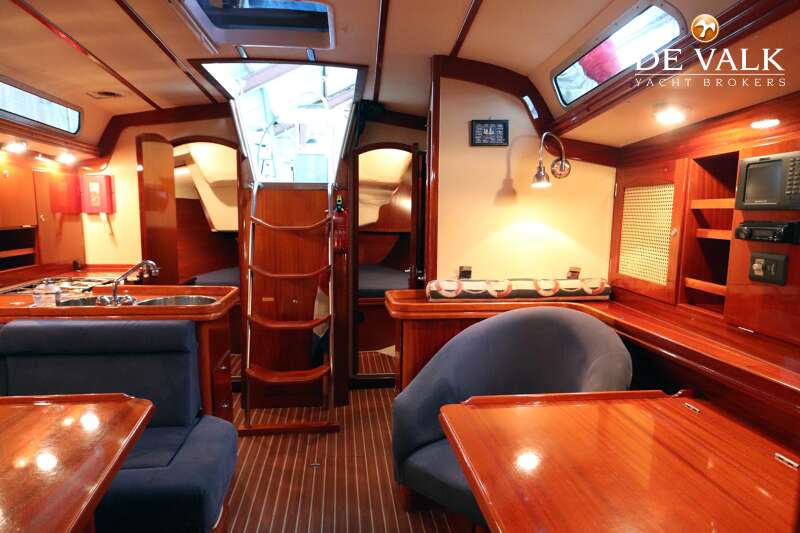 HANSE 401 sailing yacht for sale | De Valk Yacht broker