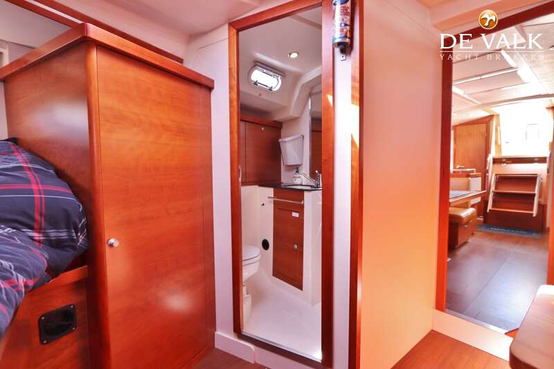 HANSE 430 sailing yacht for sale | De Valk Yacht broker