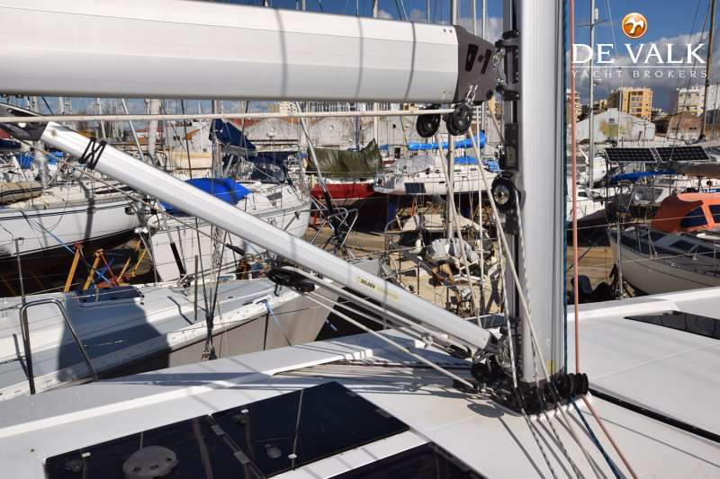 HANSE 455 sailing yacht for sale | De Valk Yacht broker