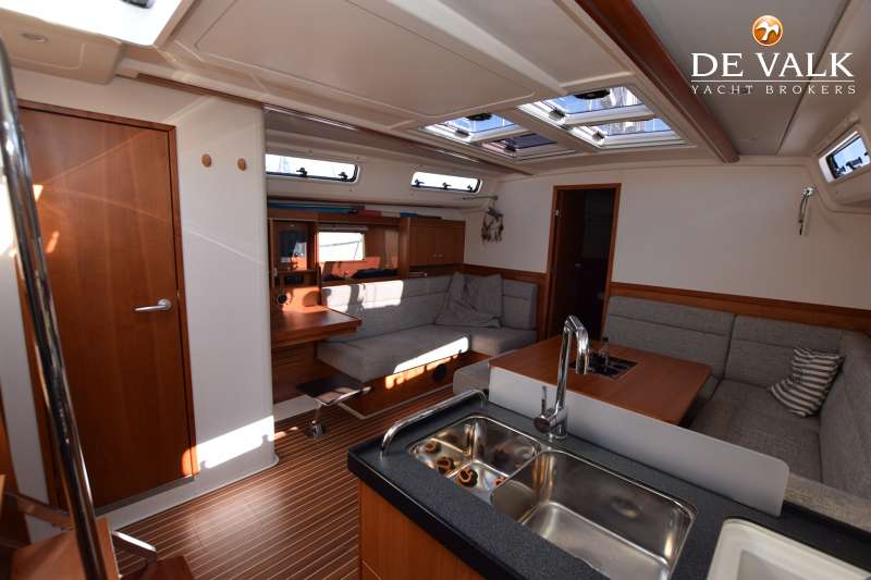 HANSE 455 sailing yacht for sale | De Valk Yacht broker