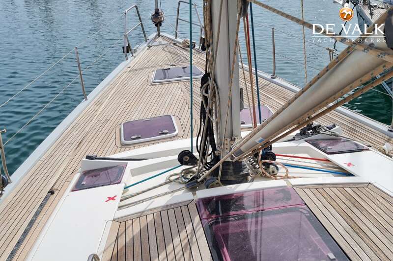 HANSE 470E sailing yacht for sale | De Valk Yacht broker