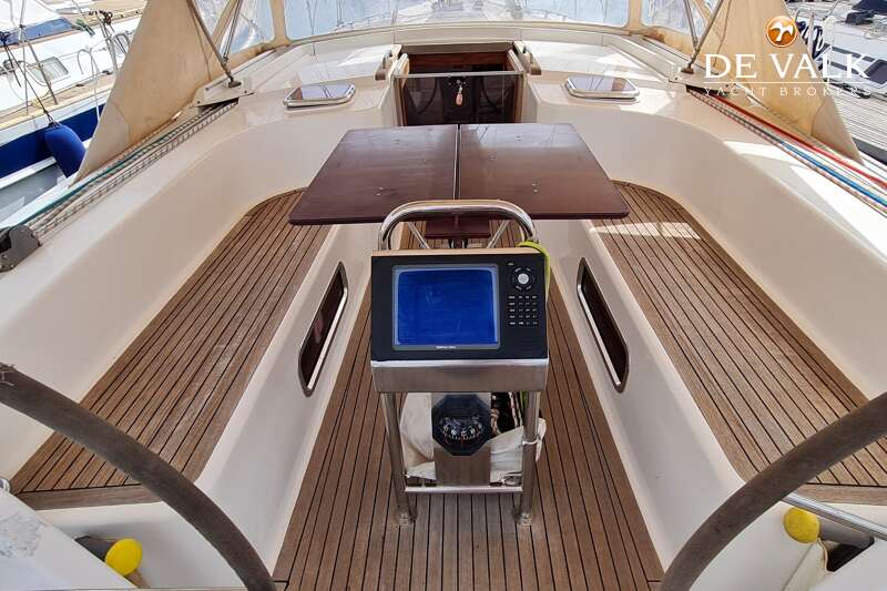 HANSE 470E sailing yacht for sale | De Valk Yacht broker