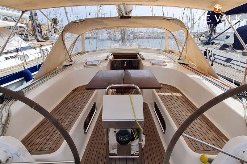 HANSE 470E sailing yacht for sale | De Valk Yacht broker