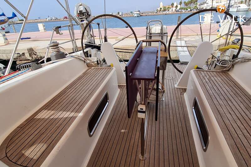 HANSE 470E sailing yacht for sale | De Valk Yacht broker