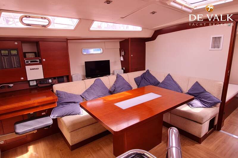 HANSE 470E sailing yacht for sale | De Valk Yacht broker