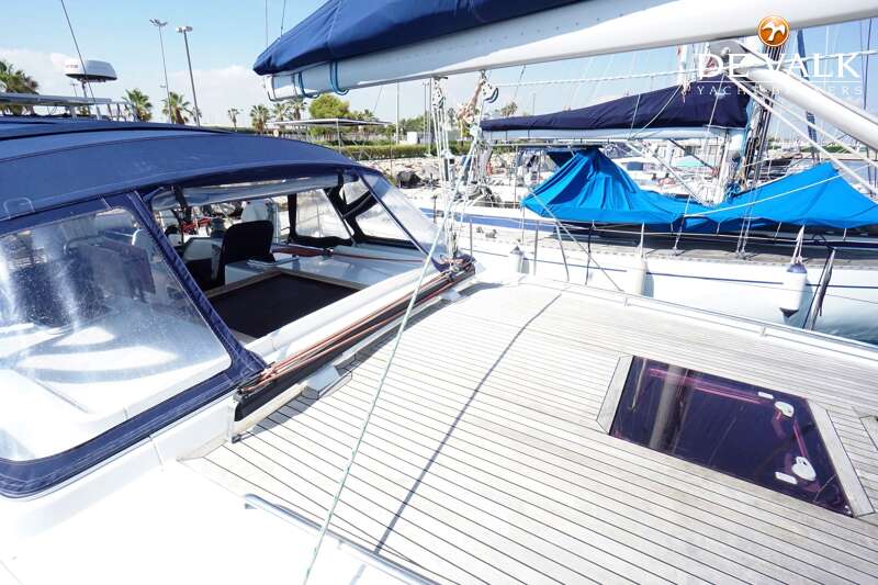 HANSE 470E sailing yacht for sale | De Valk Yacht broker