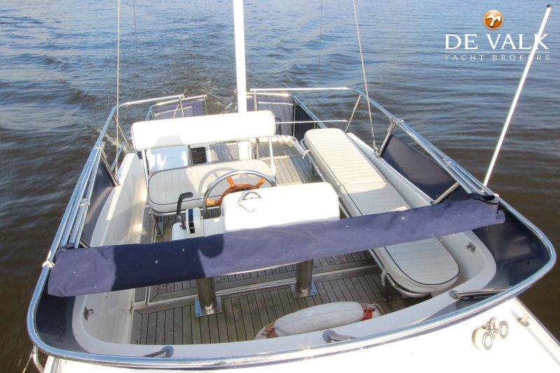 HARDY 36 motor yacht for sale | De Valk Yacht Brokers