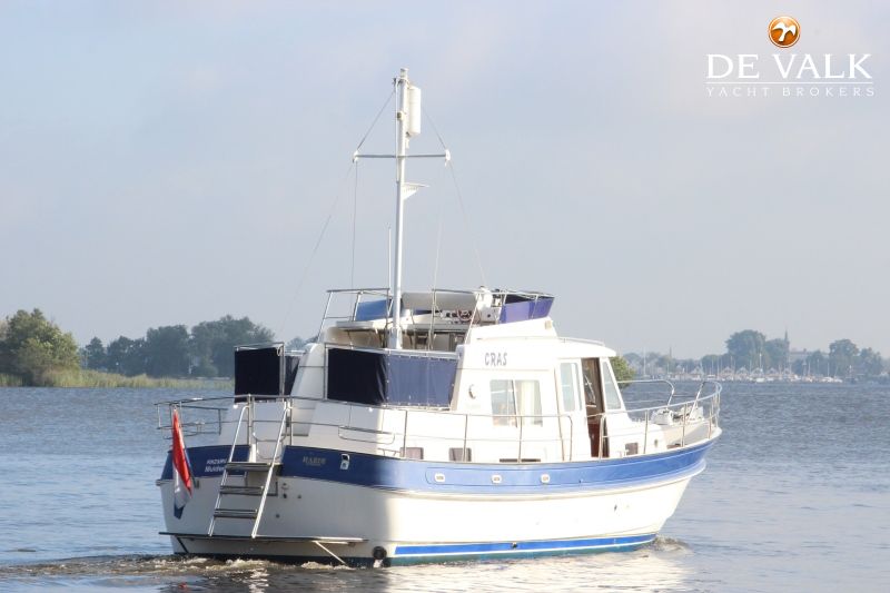 HARDY 36 motor yacht for sale | De Valk Yacht Brokers