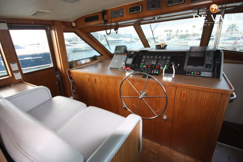HATTERAS 70 MY motor yacht for sale | De Valk Yacht Brokers