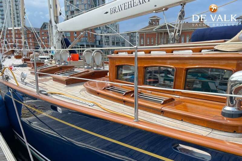 HOEK DESIGN TRULY CLASSIC 75 sailing yacht for sale | De Valk Yacht broker