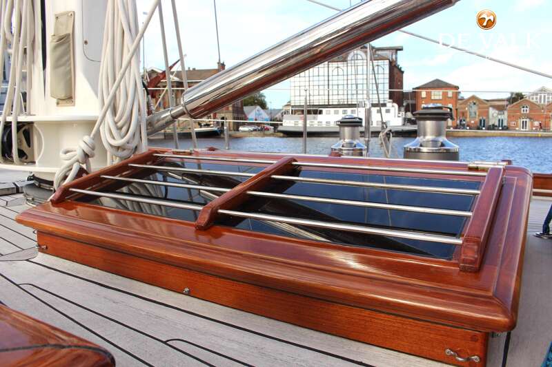 HOEK DESIGN TRULY CLASSIC 75 sailing yacht for sale | De Valk Yacht broker