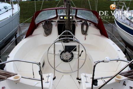 HUNTER 336 sailing yacht for sale | De Valk Yacht broker