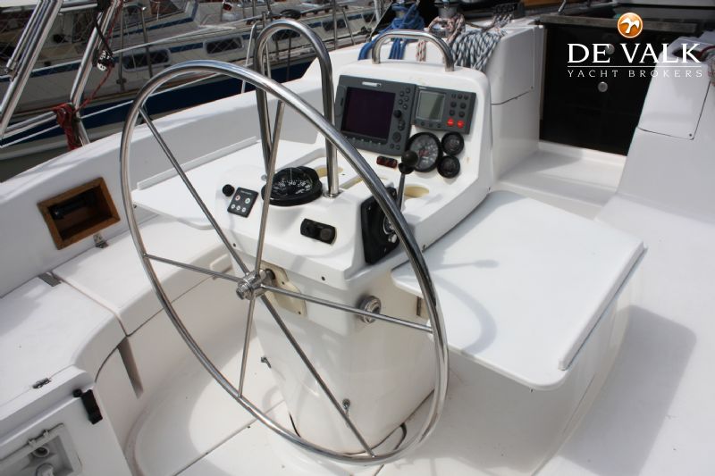 HUNTER 460 sailing yacht for sale | De Valk Yacht Brokers