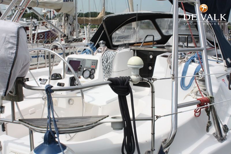 HUNTER 460 sailing yacht for sale | De Valk Yacht Brokers
