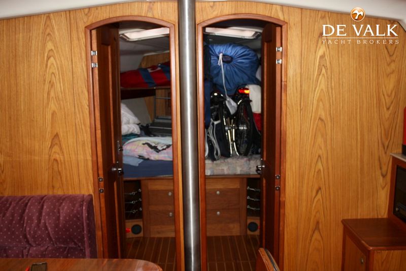 HUNTER 460 sailing yacht for sale | De Valk Yacht Brokers