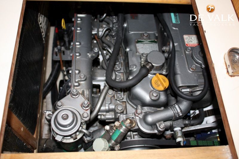 HUNTER 460 sailing yacht for sale | De Valk Yacht Brokers