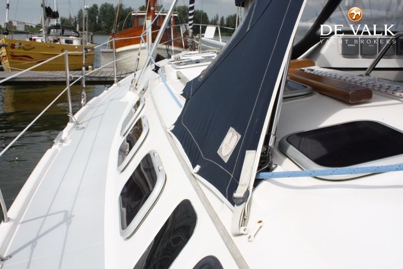 HUNTER 460 sailing yacht for sale | De Valk Yacht Brokers