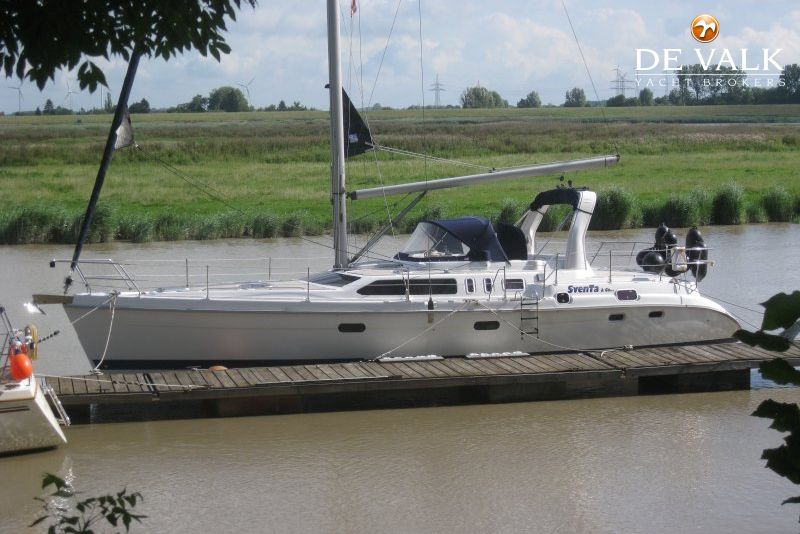 HUNTER PASSAGE 450 sailing yacht for sale | De Valk Yacht Brokers