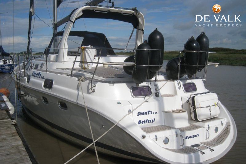 HUNTER PASSAGE 450 sailing yacht for sale | De Valk Yacht Brokers