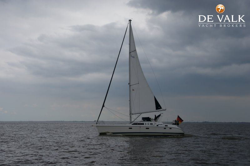 HUNTER PASSAGE 450 sailing yacht for sale | De Valk Yacht Brokers