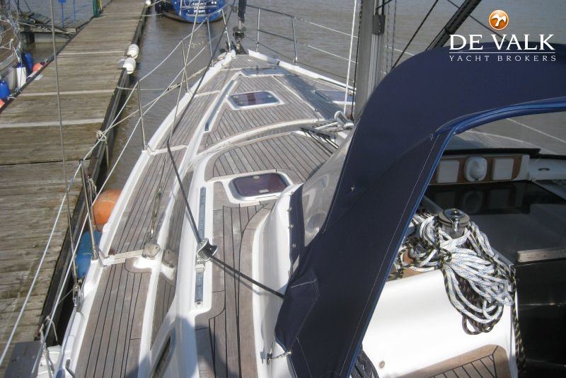 HUNTER PASSAGE 450 sailing yacht for sale | De Valk Yacht Brokers