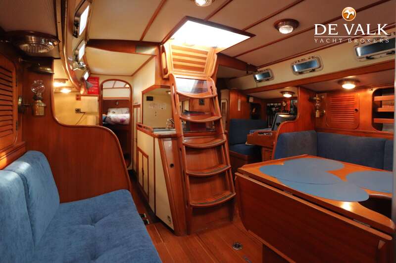 HYLAS 44 sailing yacht for sale | De Valk Yacht broker