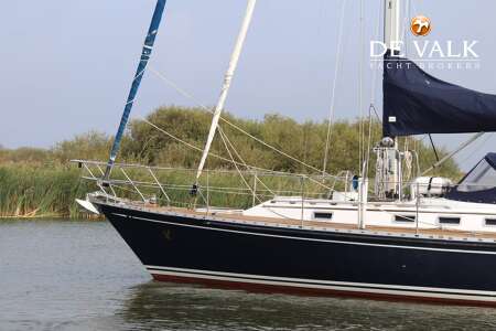 HYLAS 44 sailing yacht for sale | De Valk Yacht broker
