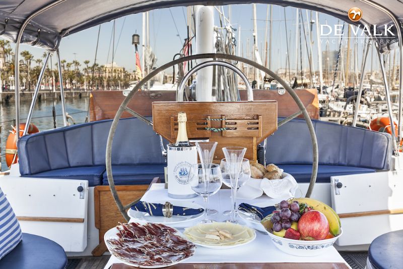 IRWIN 68 sailing yacht for sale | De Valk Yacht Brokers