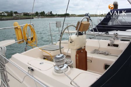 ISLAND PACKET 370 sailing yacht for sale | De Valk Yacht broker