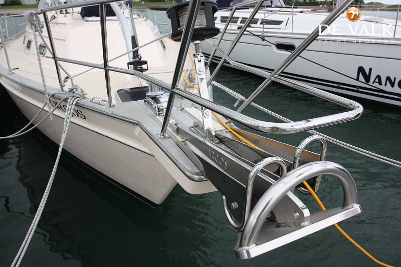 ISLAND PACKET 370 sailing yacht for sale | De Valk Yacht Brokers