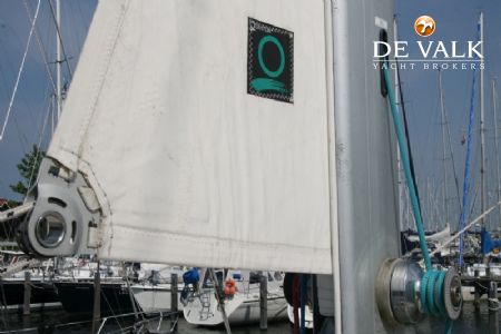 ISLAND PACKET 370 sailing yacht for sale | De Valk Yacht broker