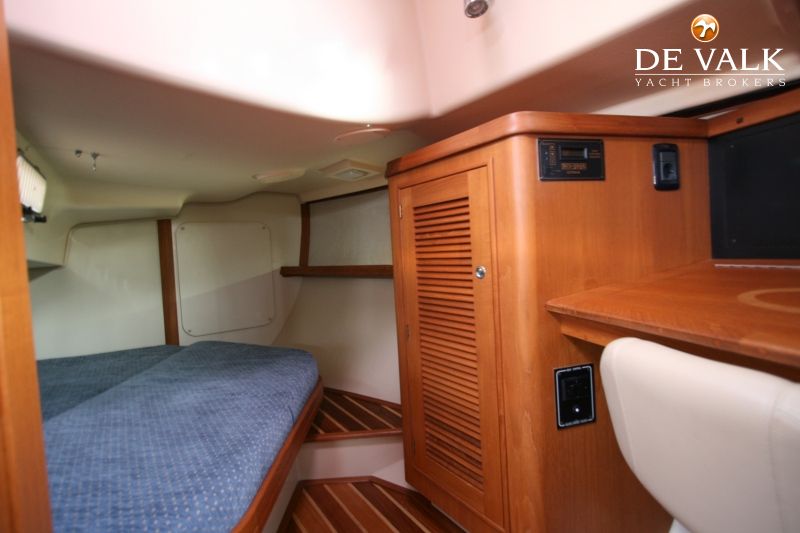 ISLAND PACKET 370 sailing yacht for sale | De Valk Yacht Brokers