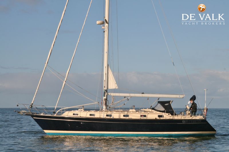 ISLAND PACKET 440 sailing yacht for sale | De Valk Yacht Brokers