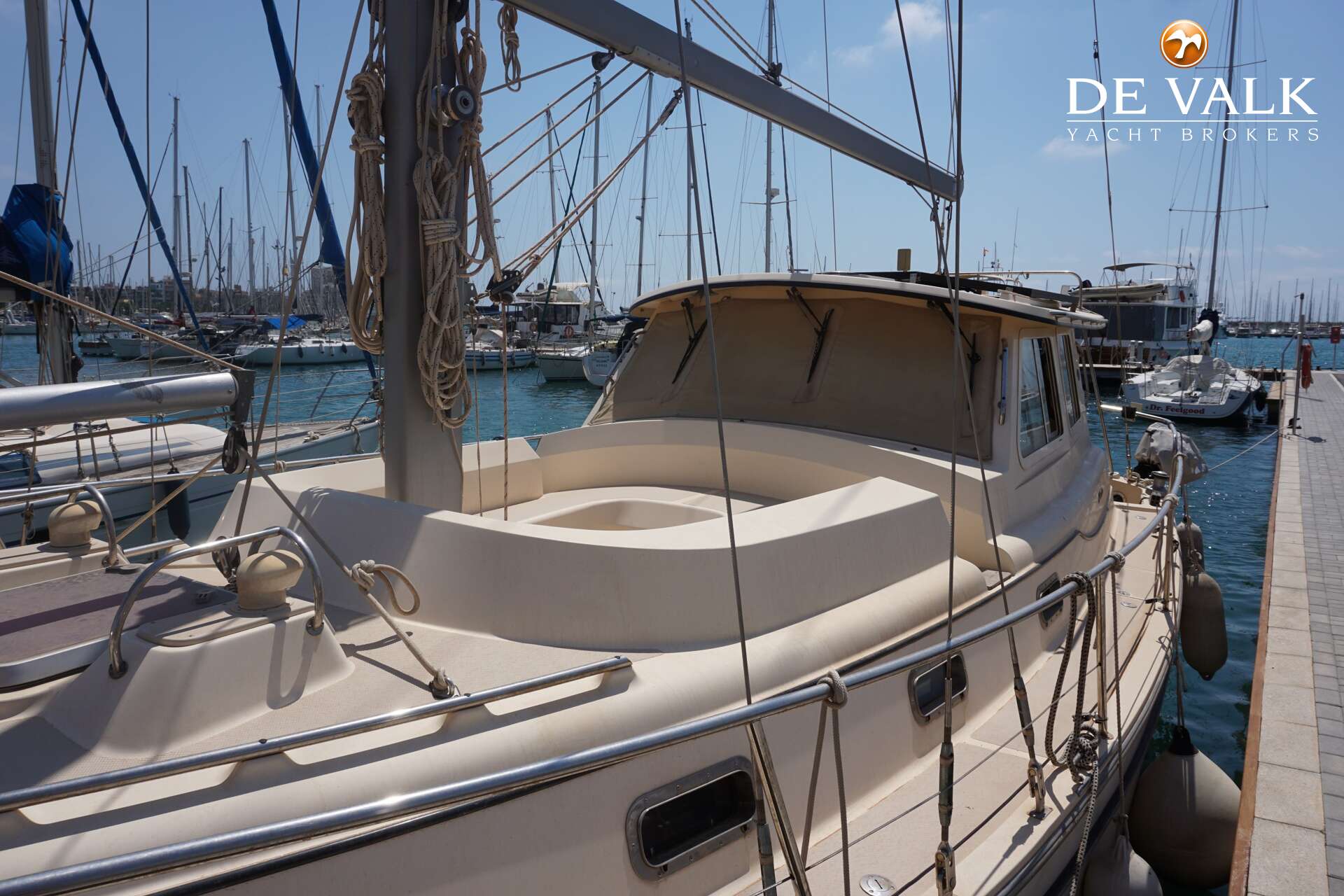 ISLAND PACKET SP CRUISER 41 sailing yacht for sale | De Valk Yacht broker