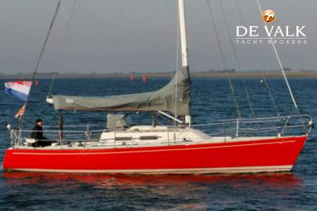 J BOATS J/33 sailing yacht for sale | De Valk Yacht broker