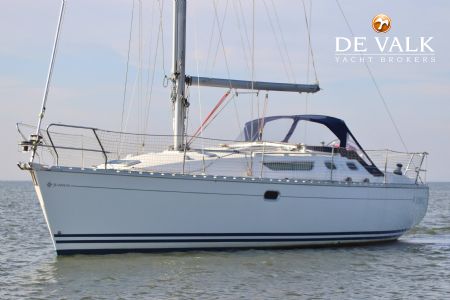 JEANNEAU 36.2 sailing yacht for sale | De Valk Yacht broker